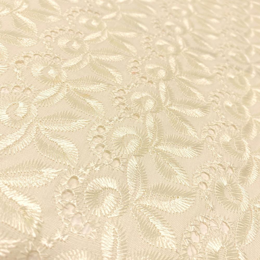 Blossom Eyelet Embroidery Fabric 100% Polyester Eyelet Sold By The Yard